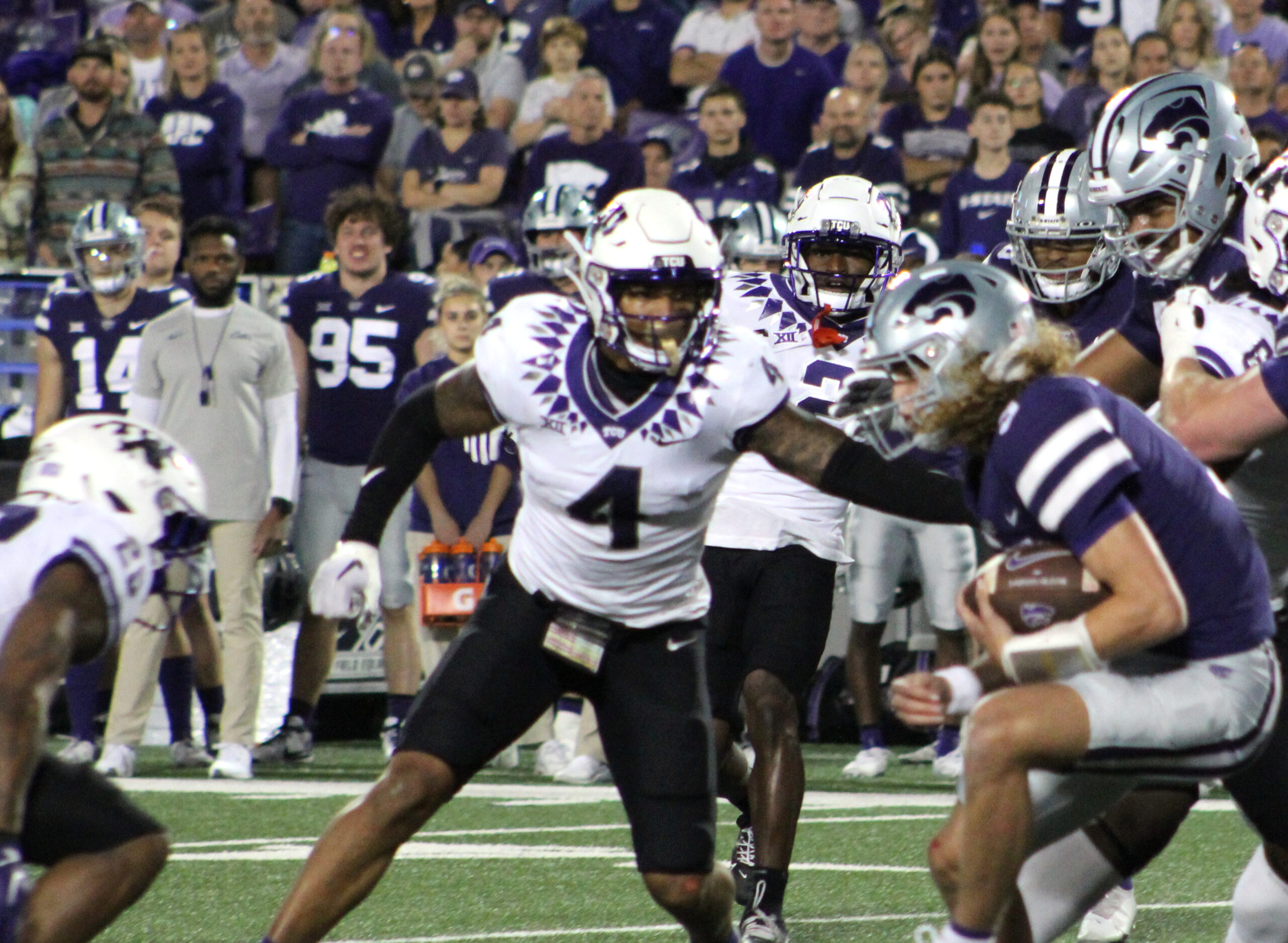 Namdi Obiazor utilizing his versatility to strengthen TCU's defense ...